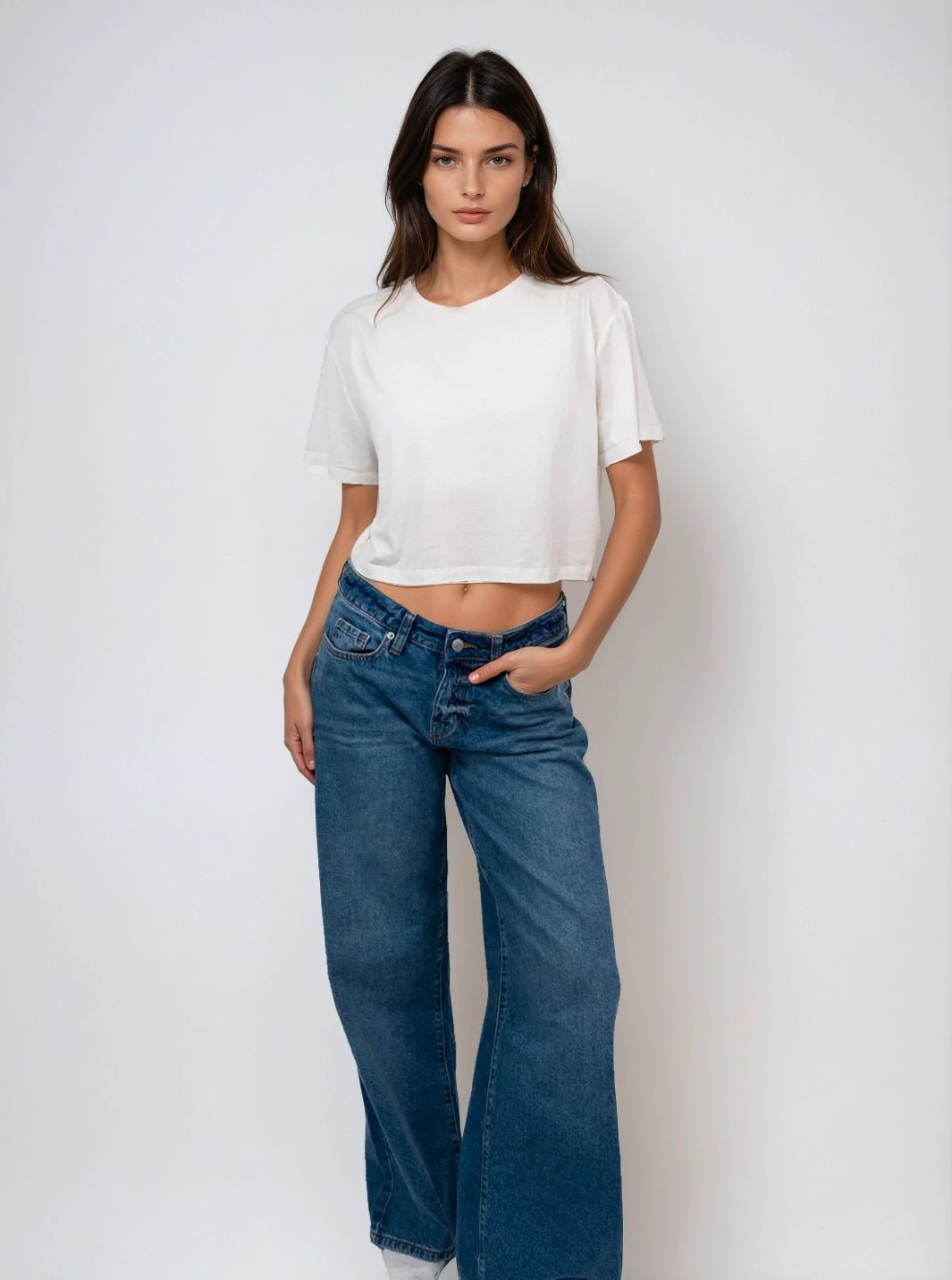 Cropped Tee – Public Veil